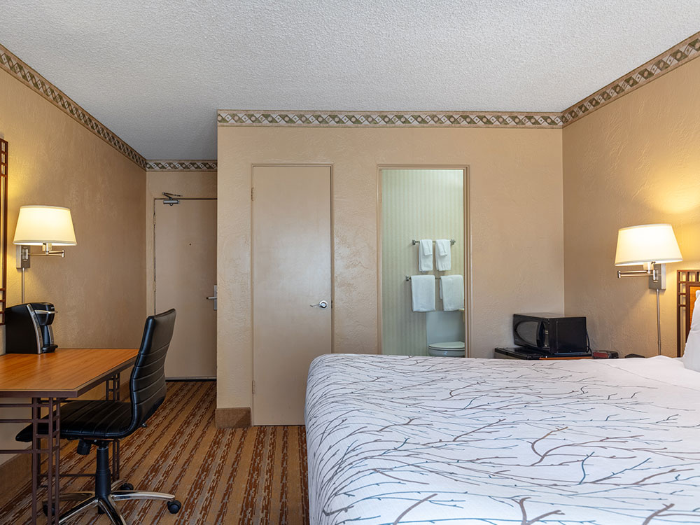 Photos of Seattle Hotel | Travelodge Seattle by the Space Needle